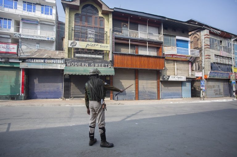 Religious Leaders & Trade Bodies Call For Kashmir Shutdown – Kashmir Observer