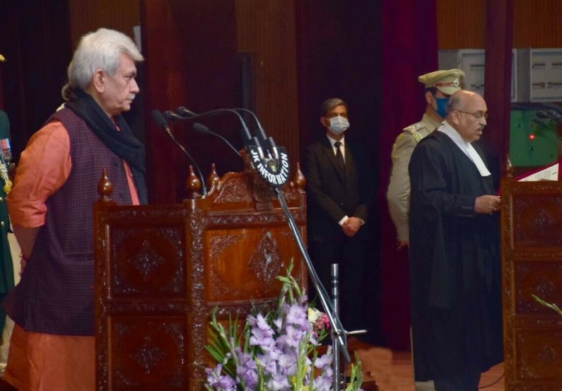 Justice Mithal Takes Oath As New CJ – Kashmir Observer