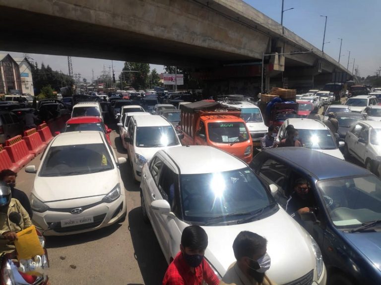 Stuck in the Jam: How Jammu and Srinagar Can Fix Their Traffic Troubles ...