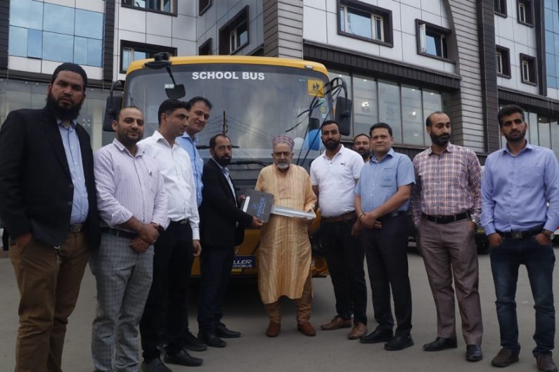 Force Motors Unveils Two New Vehicles: Gurkha & Monobus – Kashmir Observer