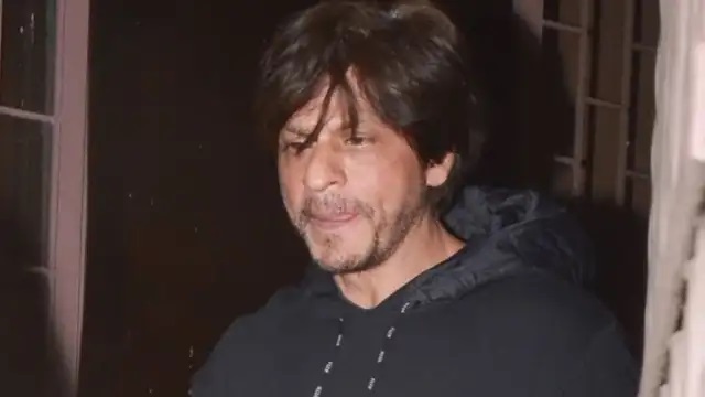 SRK Pays Obeisance At Vaishno Devi Shrine – Kashmir Observer