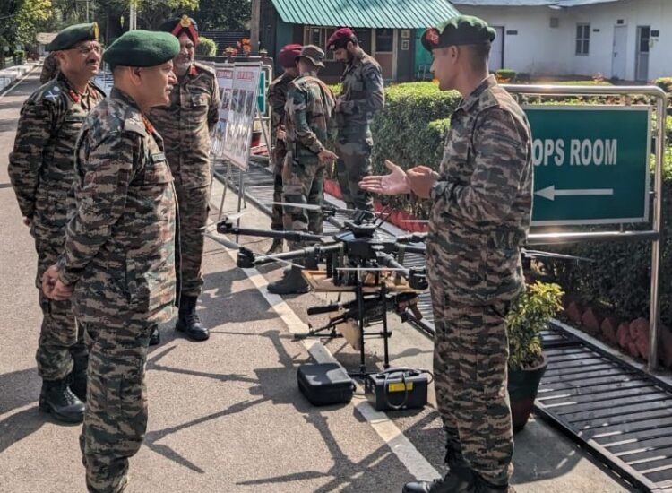 Army Commander Reviews LoC Situation in Poonch – Kashmir Observer