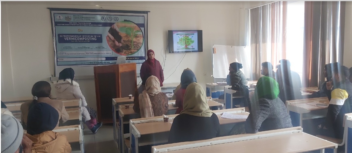 Entrepreneurship Training Program On Vermicomposting Held At SKUAST-K ...