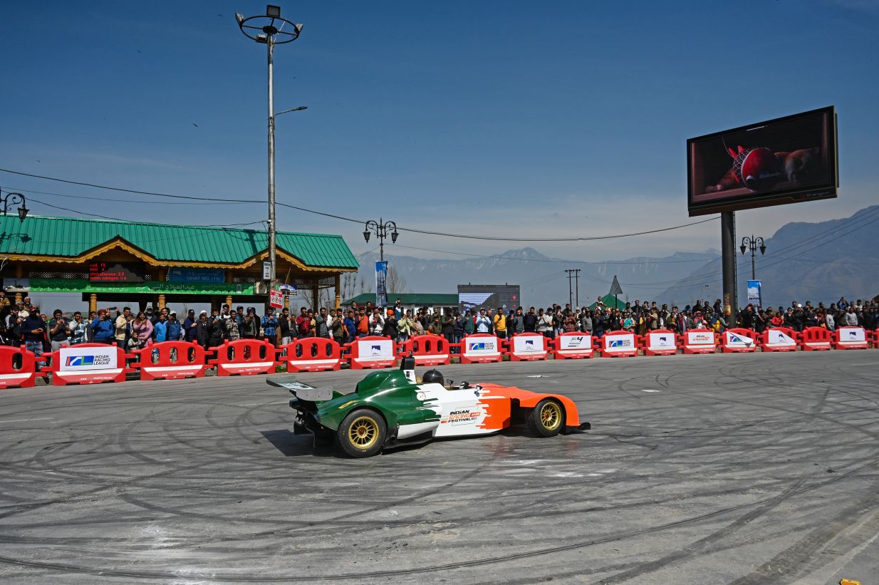In Photos | First-Ever Formula-4 Car Run Held In Srinagar – Kashmir Observer