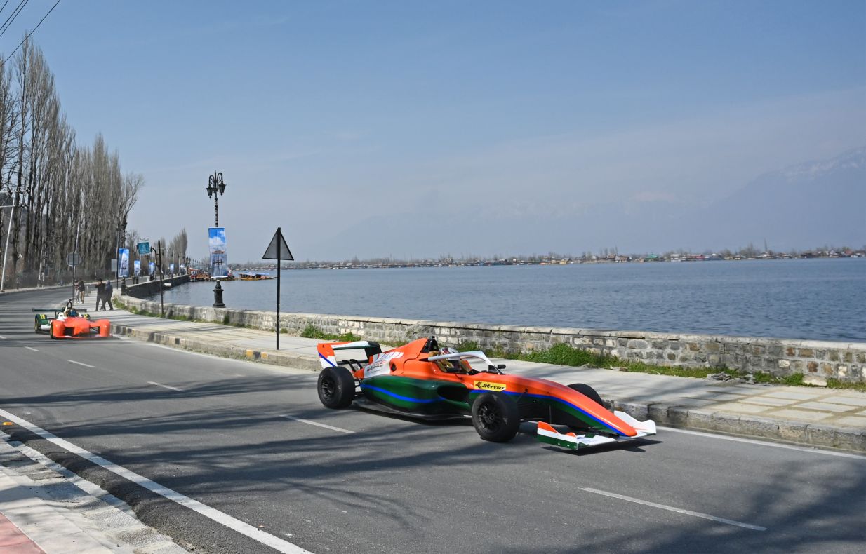 In Photos | First-Ever Formula-4 Car Run Held In Srinagar – Kashmir Observer