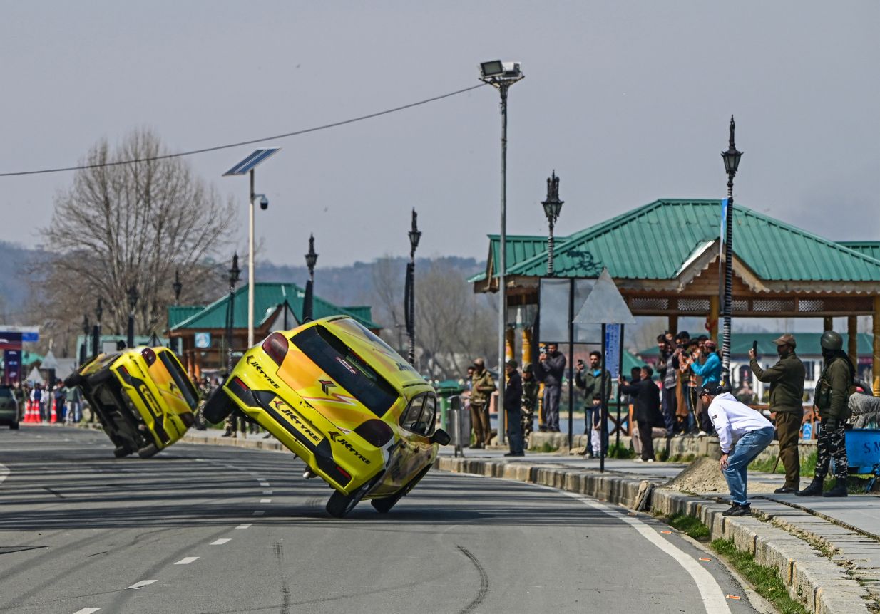 In Photos | First-Ever Formula-4 Car Run Held In Srinagar – Kashmir Observer