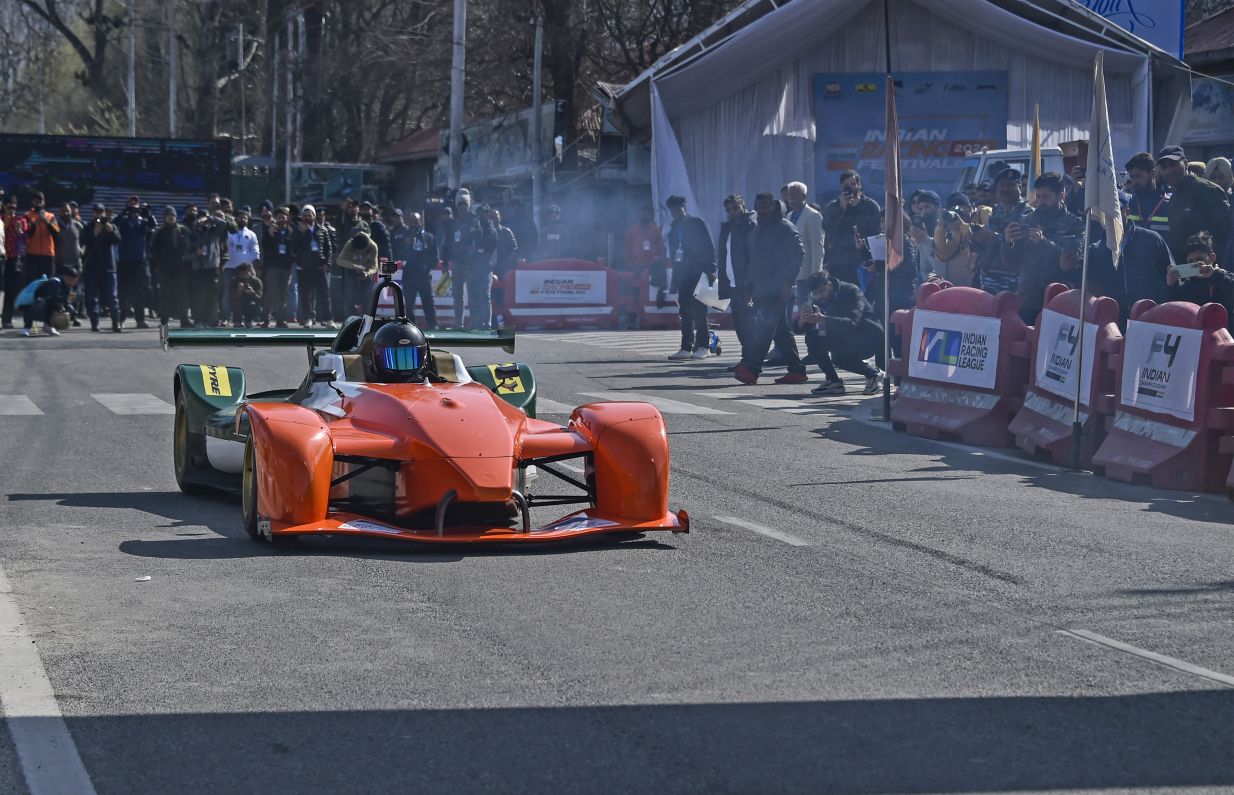 In Photos | First-Ever Formula-4 Car Run Held In Srinagar – Kashmir Observer