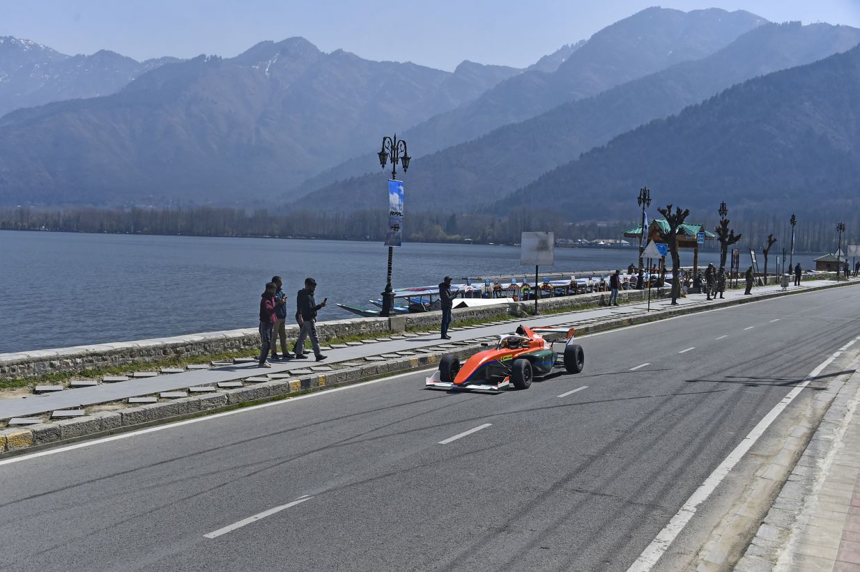 In Photos | First-Ever Formula-4 Car Run Held In Srinagar – Kashmir Observer