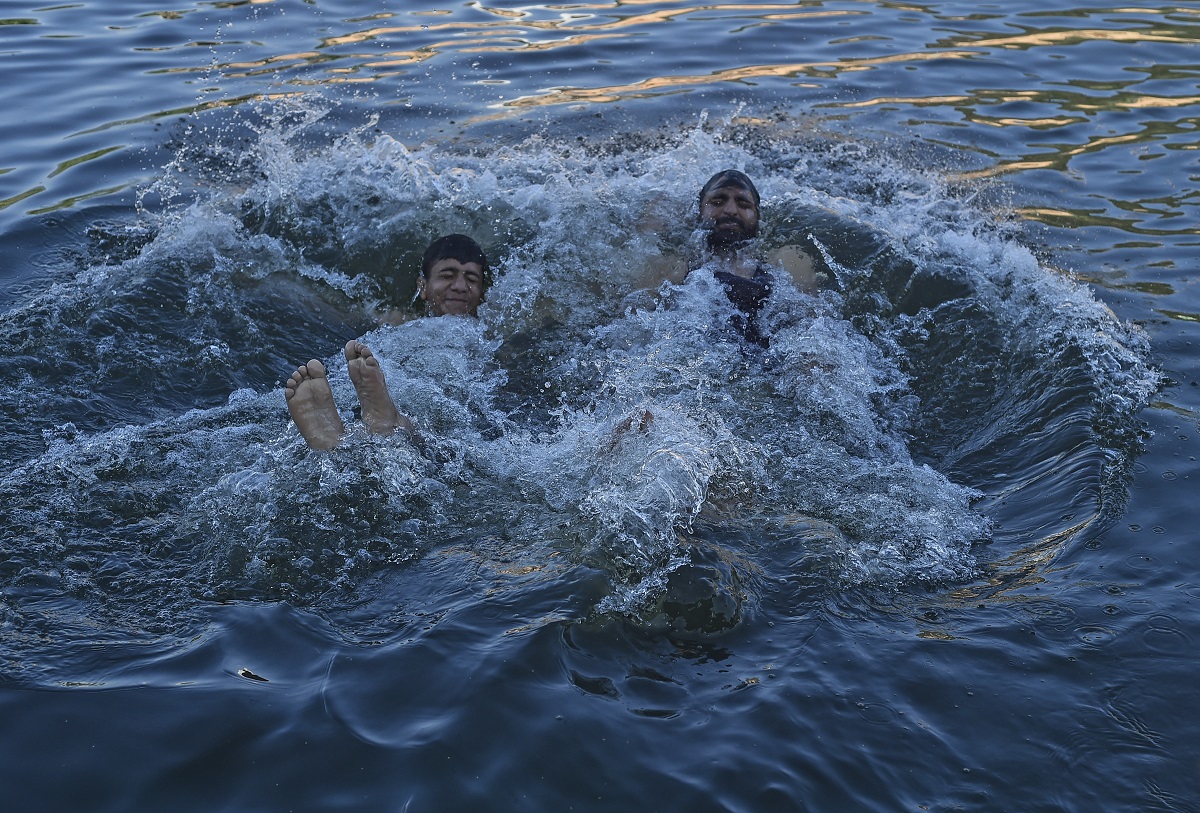 ‘No Major Wet Spell In Sight’: Srinagar Sizzles At 32.3°C – Kashmir Observer