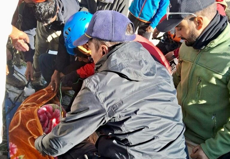 Thajwas Incident: Body Of Missing Sledgeman Retrieved – Kashmir Observer