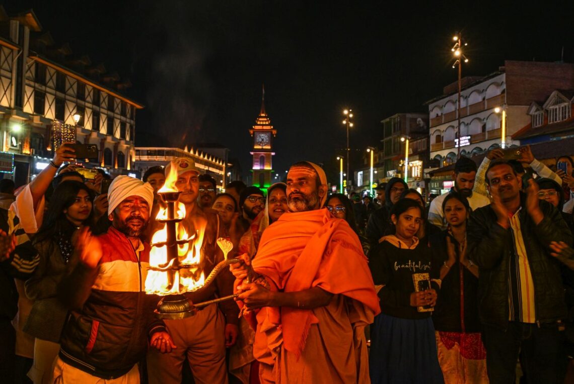 In Photos: Diwali Celebrated At Srinagar’s Iconic Clock Tower – Kashmir ...