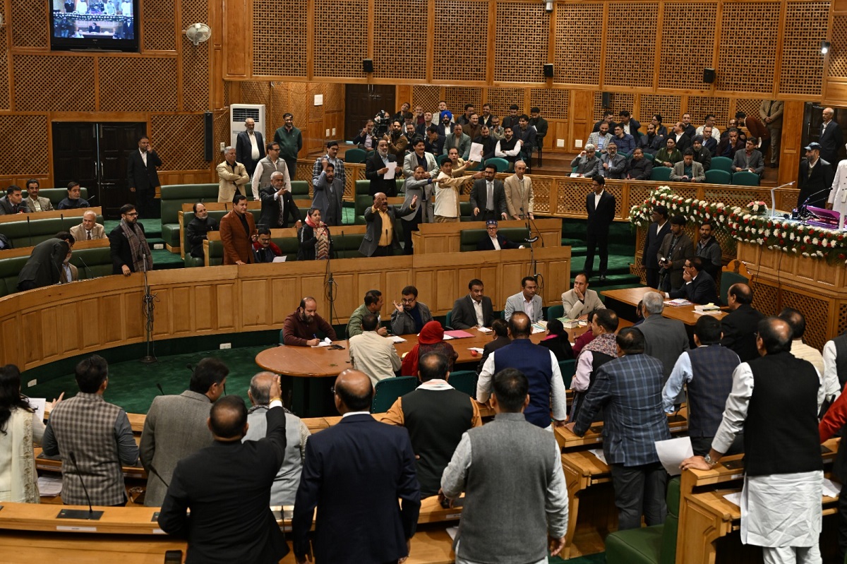 Day 4- Ruckus In J&K Assembly Over Special Status Resolution – Kashmir ...