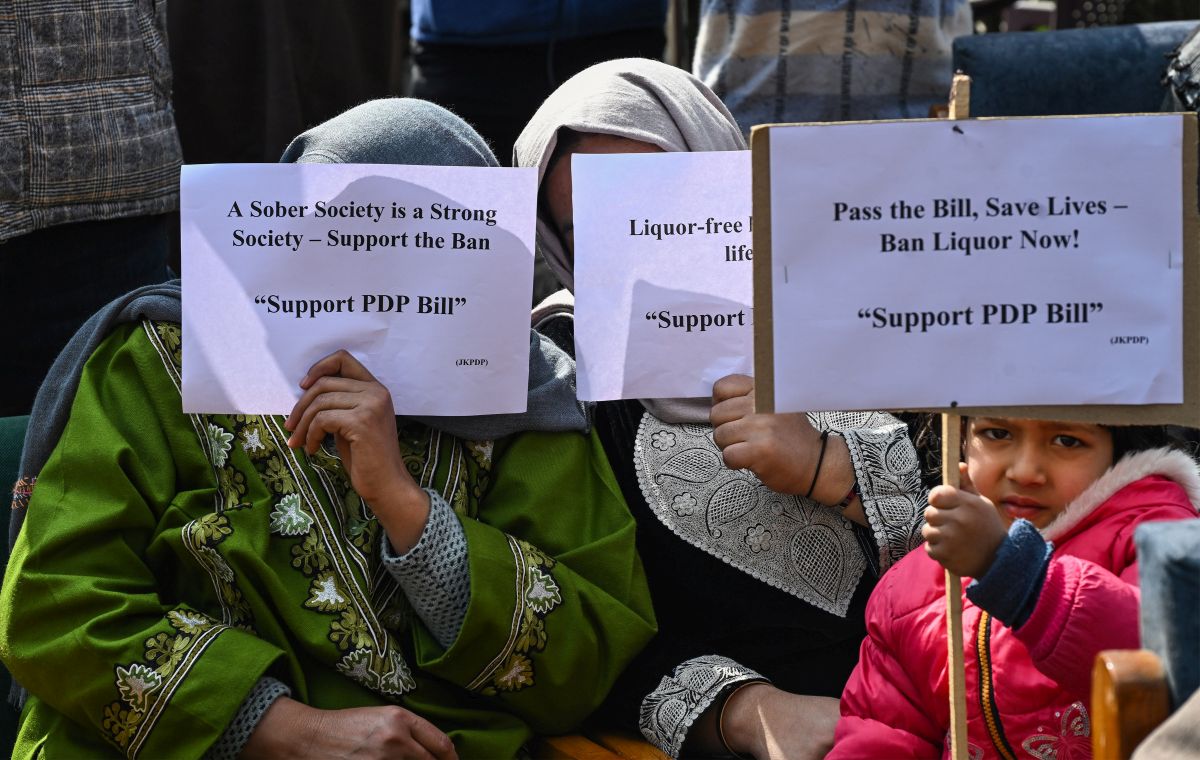 Mehbooba’s Daughter Irtiqa Mufti Seeks Public Support To Ban Liquor In ...