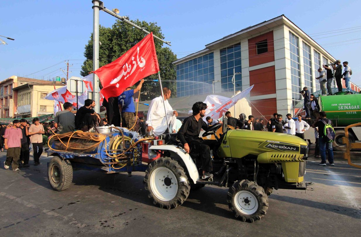 Amid Heatwave Unified Civic Effort Ensures Smooth Muharram Procession ...