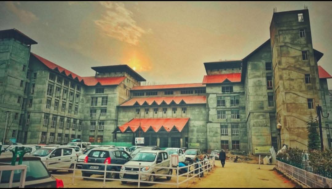 Medical Reps Barred From Visiting GMC Baramulla Before 3:30 PM ...