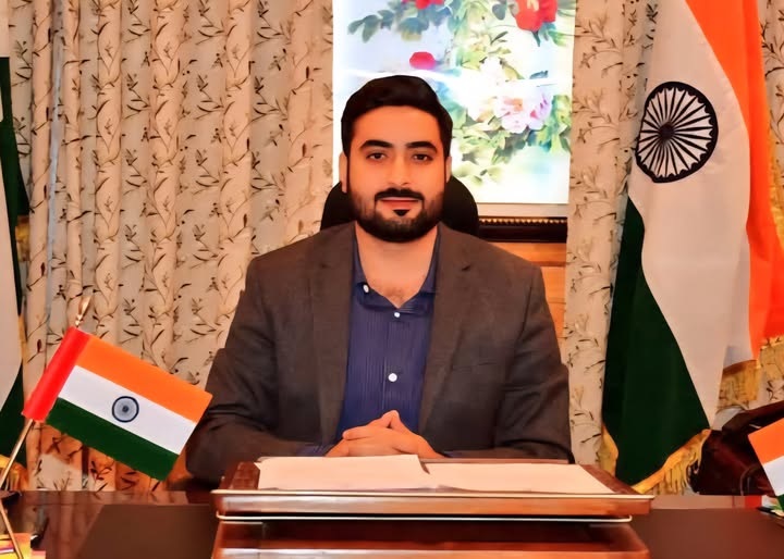 DC Srinagar: Jhelum Water Below Danger Mark, Admin On Alert – Kashmir ...