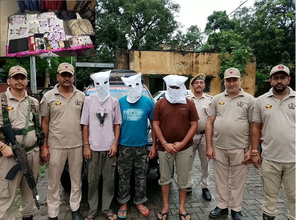 Police Bust Pak-Linked Drug Syndicate Smuggling Narcotics Through ...