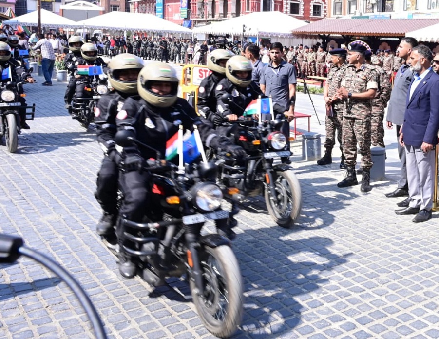 All-Women CRPF Bike Rally From J&K To Ladakh To Begin On Sep 23 ...