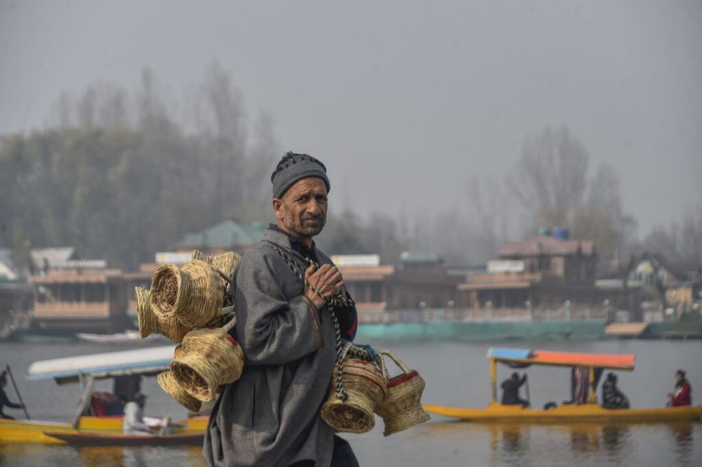 District Pride Is Becoming Kashmir’s Silent Crisis - Kashmir Observer