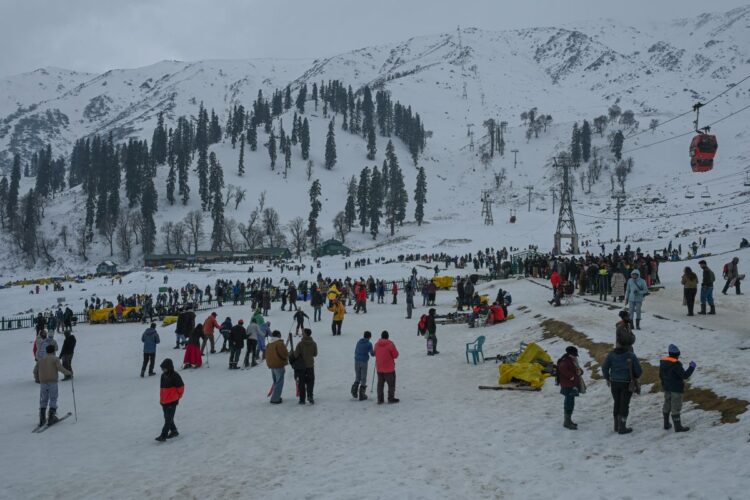 Tourism In Kashmir Back On Track: Director Tourism – Kashmir Observer