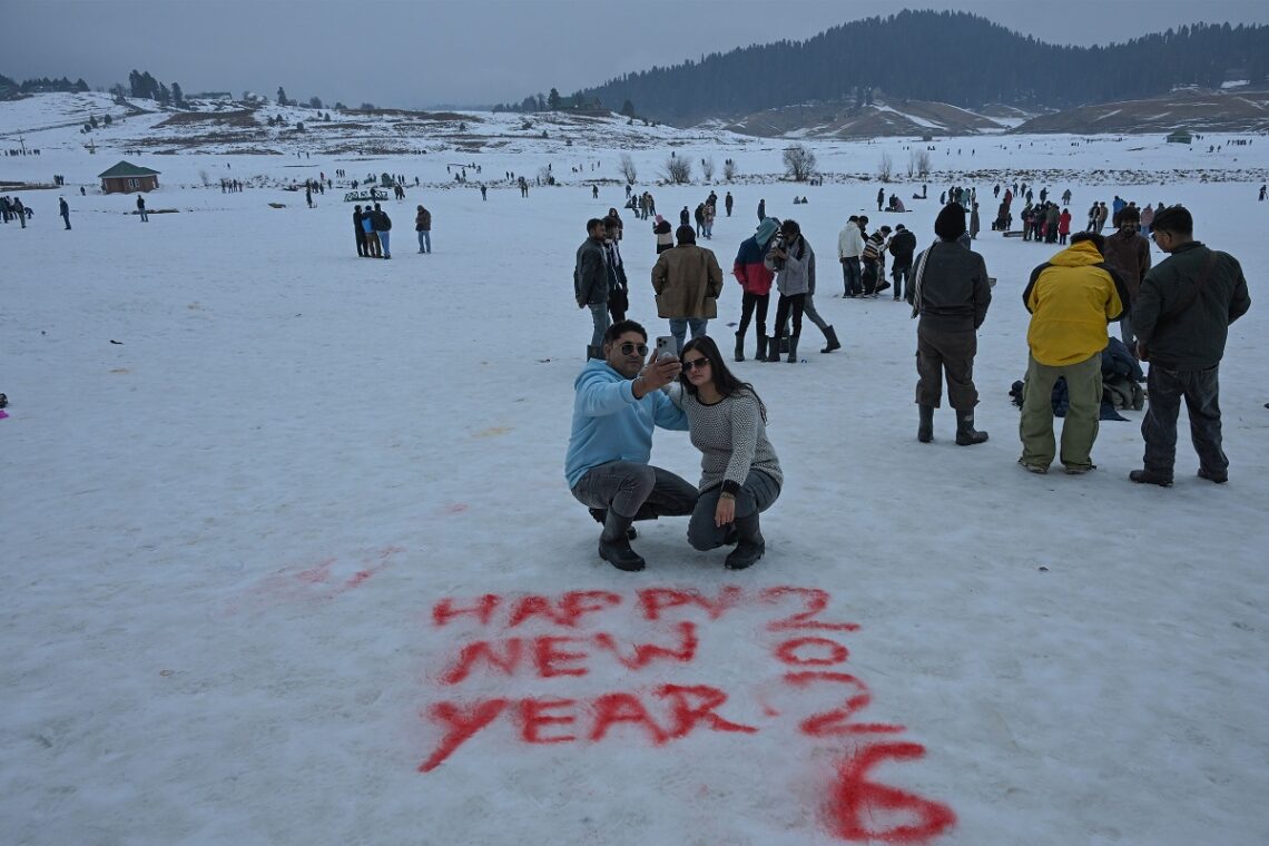 Kashmir Rings In New Year With Tourism Revival – Kashmir Observer