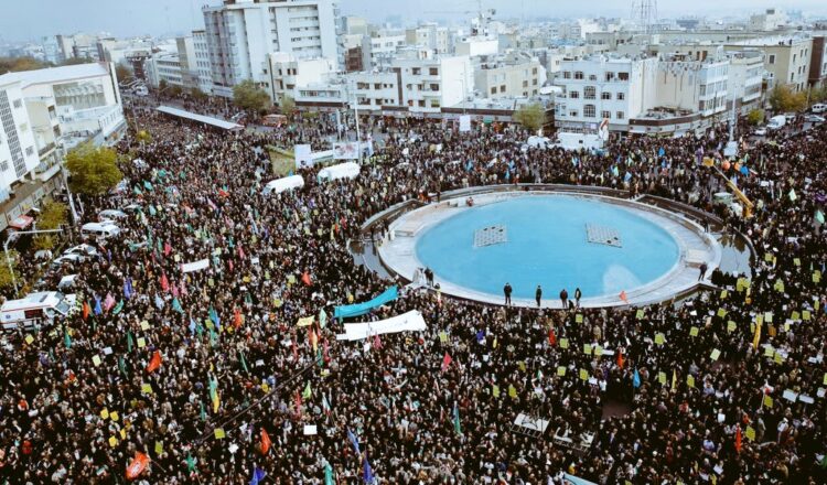 Show of Strength as Pro-Govt Rallies Fill Iran Streets - Kashmir Observer