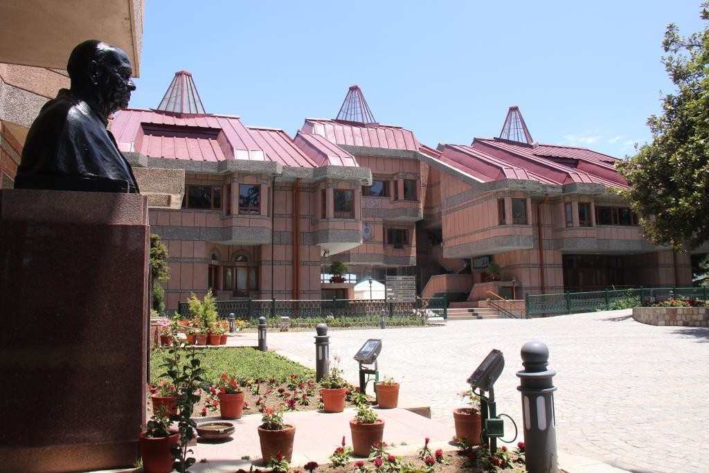 Man Reaches IAS Academy with Fake UPSC Result – Kashmir Observer